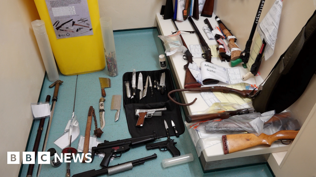 Alderney weapon amnesty sees more than 30 items handed in - BBC News