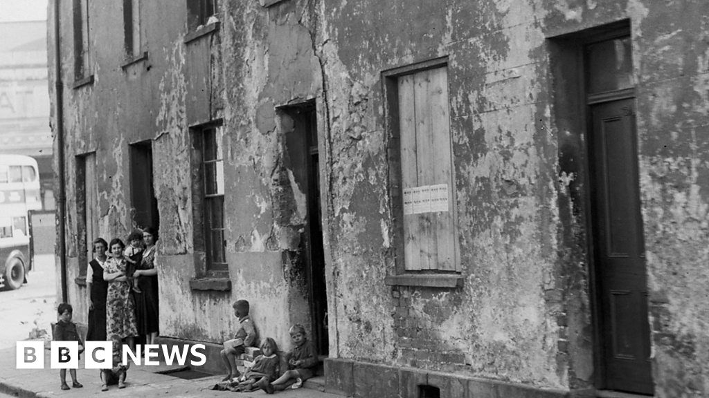Cardiff Central Square - its transfomation over 80 years - BBC News