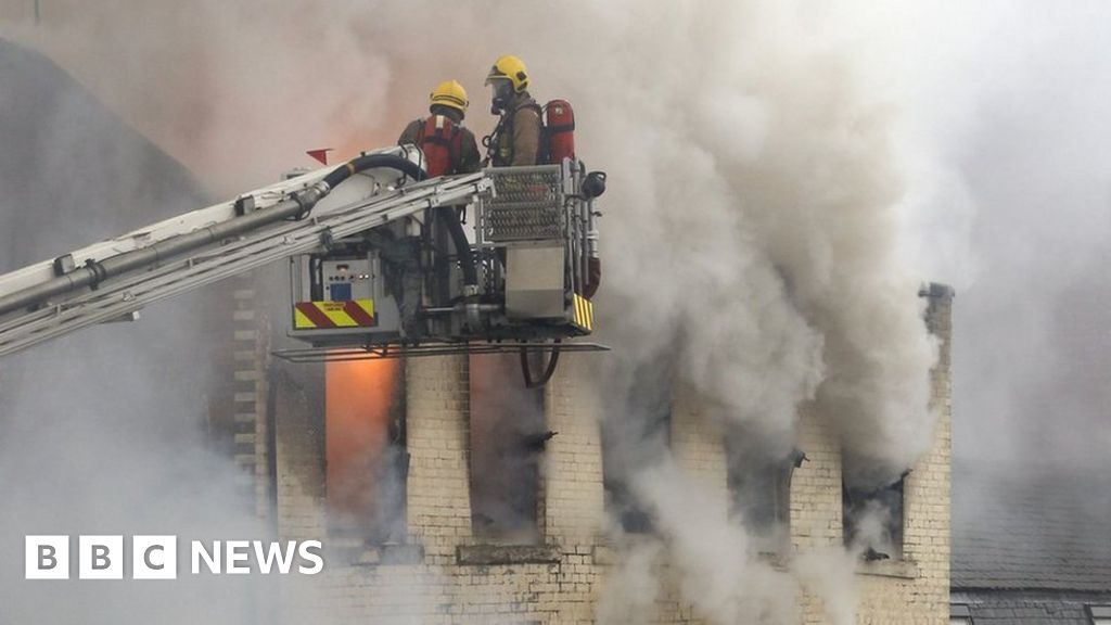 Newcastle Kard Bar fire: One feared dead after five-hour blaze - BBC News