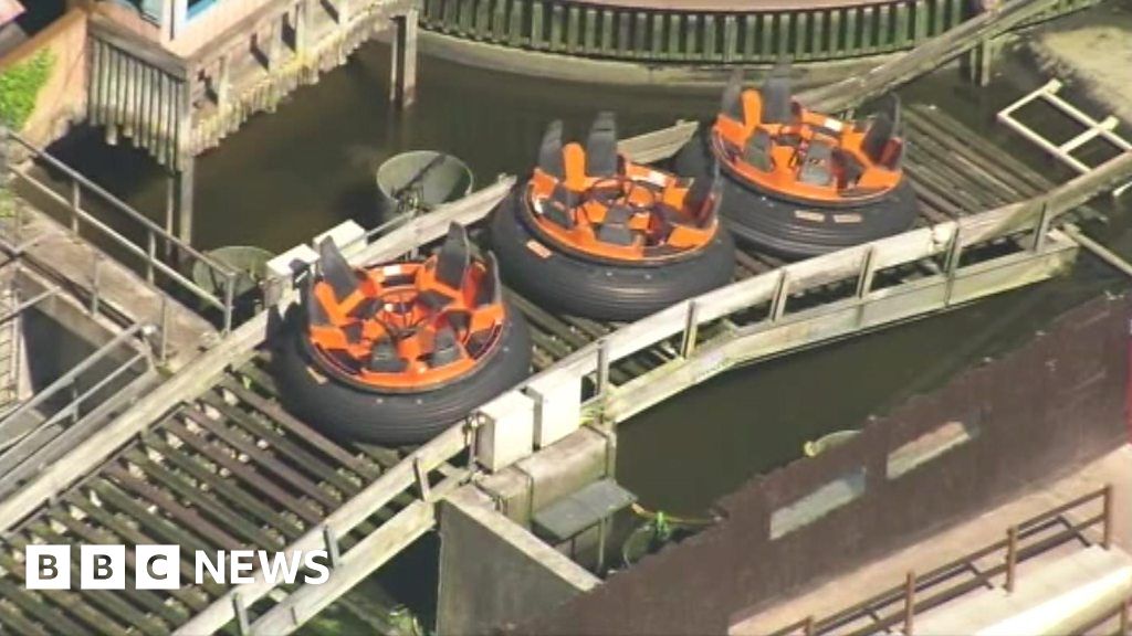 Drayton Manor: Latest aerial footage shows empty rides - BBC News
