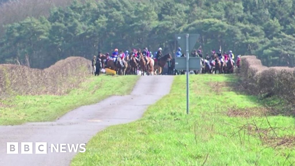 Kiplingcotes Derby: Oldest horse race celebrates 500th anniversary ...