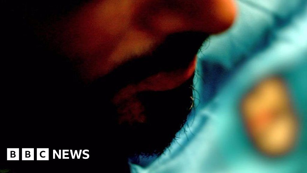 "I exploit people, that's what I do" - BBC News