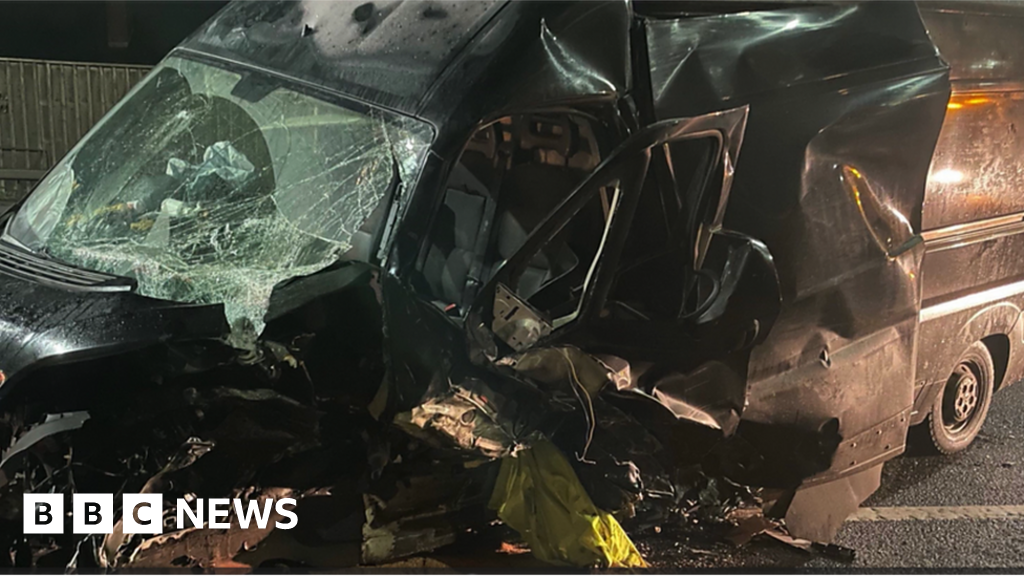 A3 Surrey: Police release footage of aftermath of three-vehicle crash ...