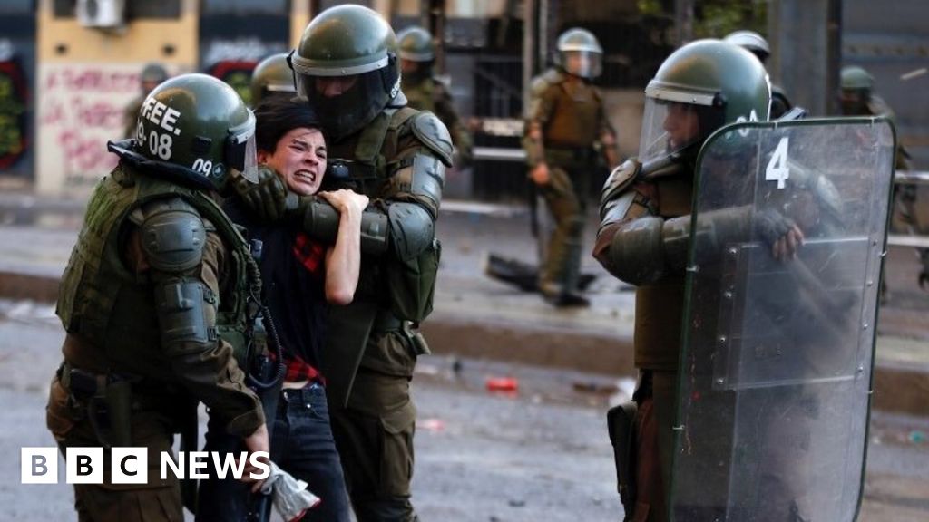 Chile protests: President Piñera condemns police 'abuses' - BBC News