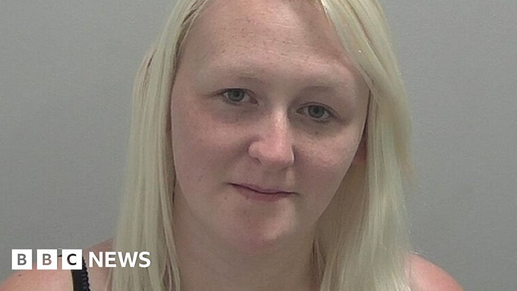 Louise Porton guilty of killing daughters who 'got in the way' - BBC News