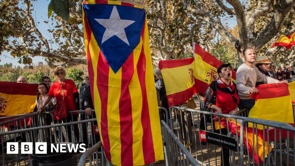 Catalonia vows to continue independence bid despite court ruling - BBC News