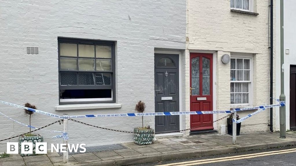 Milad Rouf: Psychiatric report for Brighton acid attack accused - BBC News