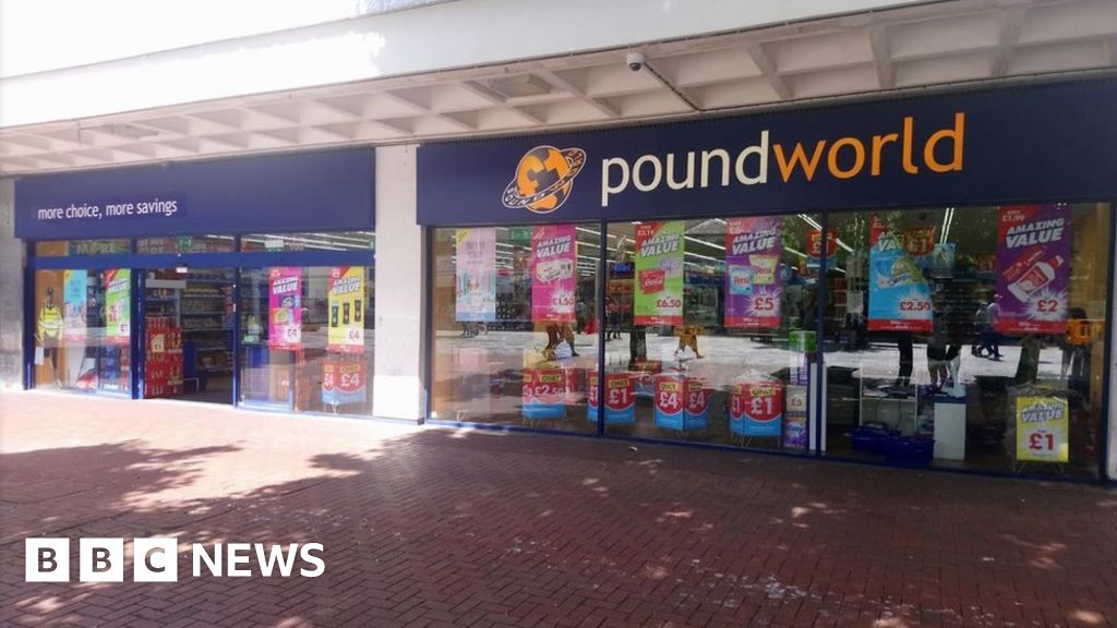 Poundworld: Defunct firm's Slough store infested with mice - BBC News