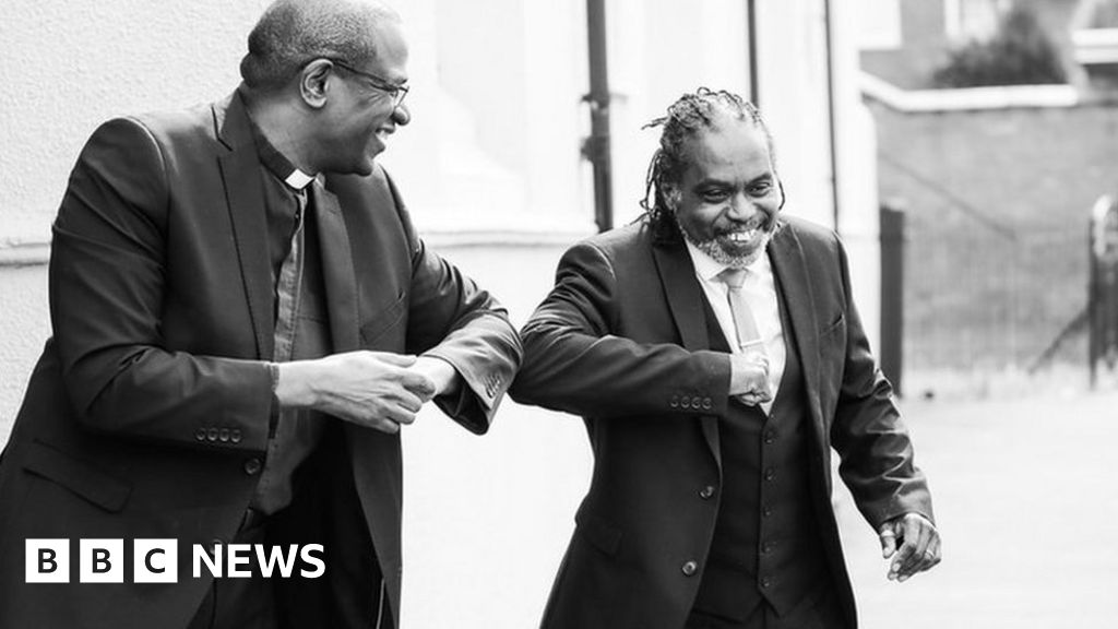 Coronavirus: Photographer diversifies as she captures lockdown life