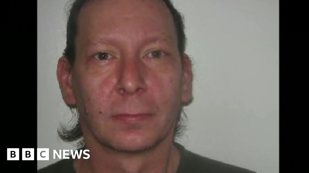 Paedophile Trevor Monk jailed for Philippines abuse - BBC News