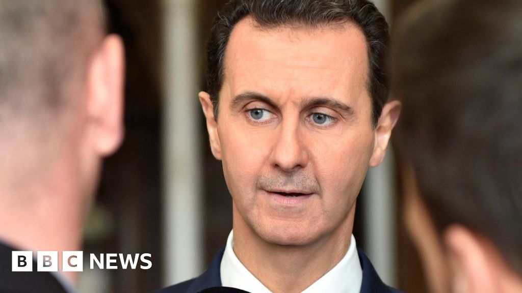 Removing Assad no longer a priority - US - BBC News