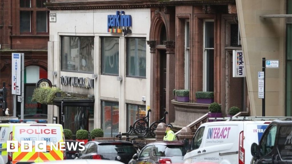 Asylum seekers to be put in hotels across Scotland - BBC News