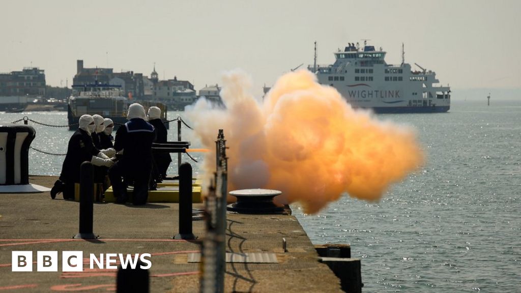 Portsmouth Royal Navy base marks Queen's 96th birthday - BBC News