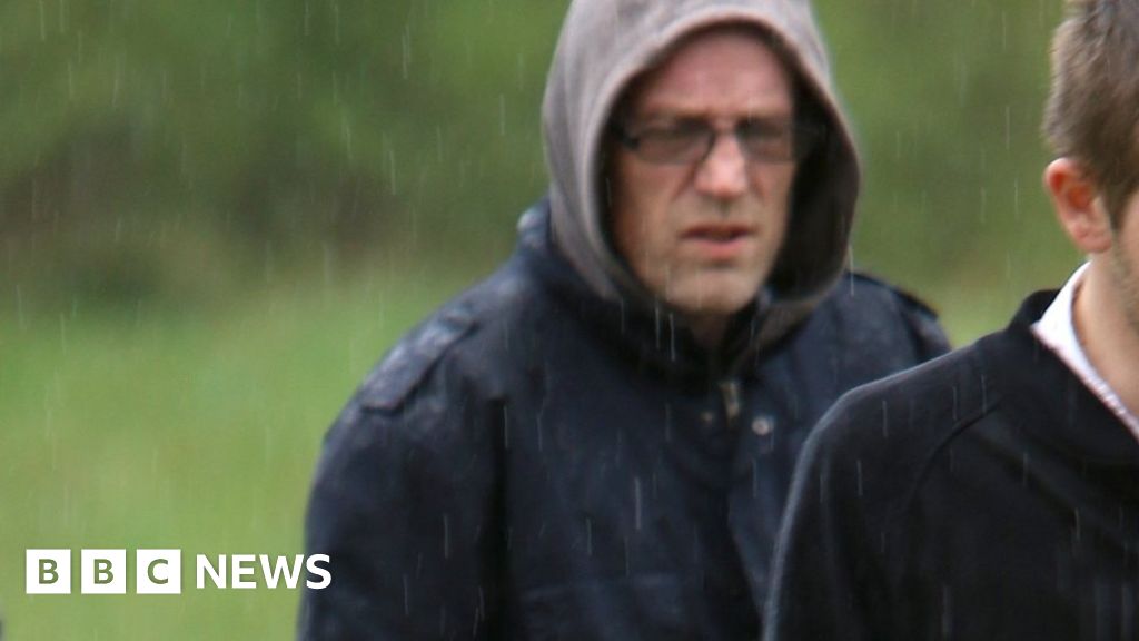 Bomb maker targeted fish company - BBC News