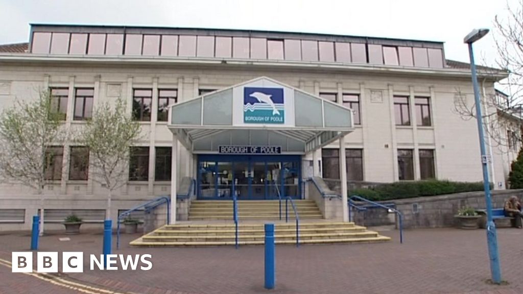 Poole council applauded by Ofsted chiefs for hard work - BBC News
