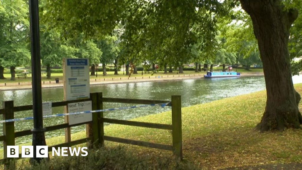 No-one else sought by police over body found in Evesham play area