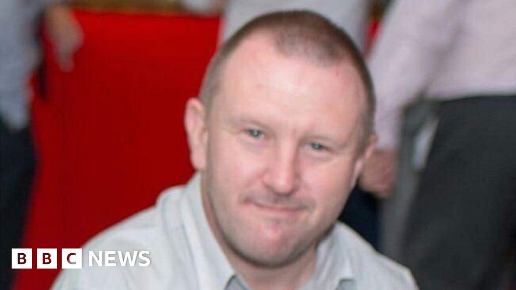 Heywood man jailed for stepdad's manslaughter after one-punch attack Heywood man jailed for stepdad's manslaughter after one-punch attack