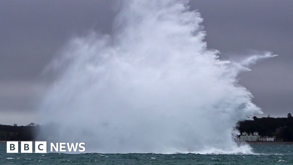 Watch the moment WW2 bomb is destroyed - BBC News