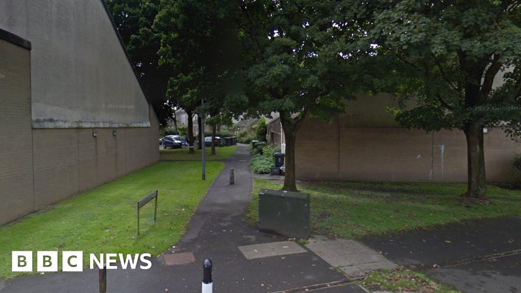 Newport: Man appears in court charged with murder - BBC News