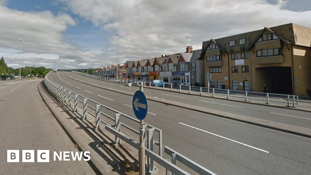 Rush hour queues after police closed Gabalfa flyover in Cardiff - BBC News