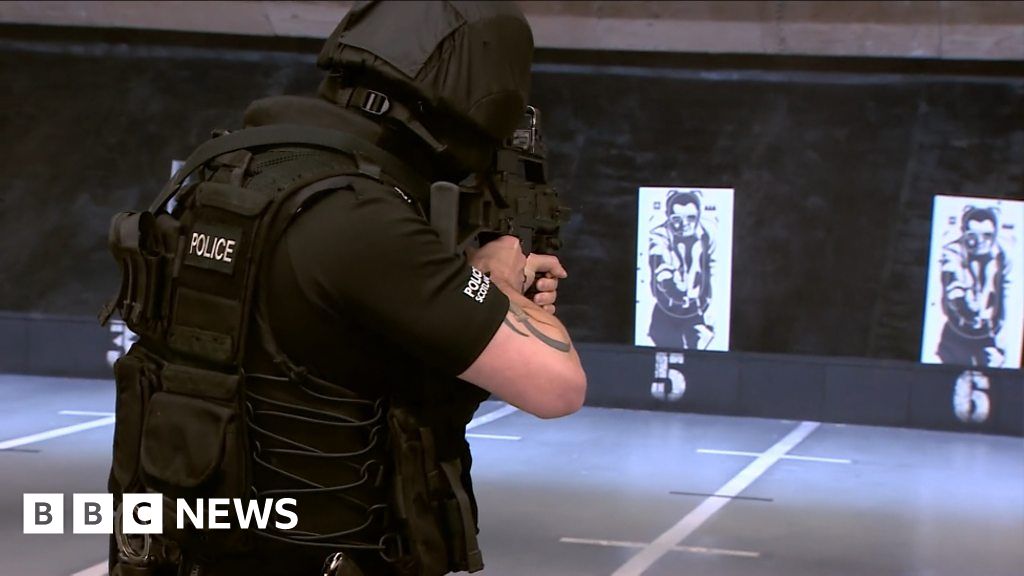 Training with Scotland's armed police officers - BBC News