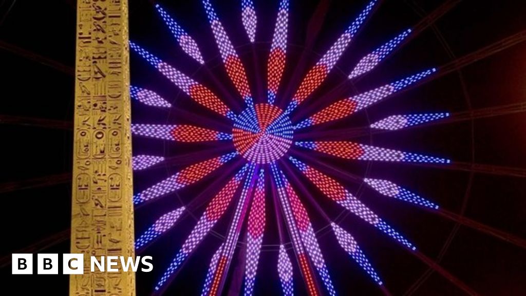 Paris attacks: Hopes and fears in the City of Light - BBC News