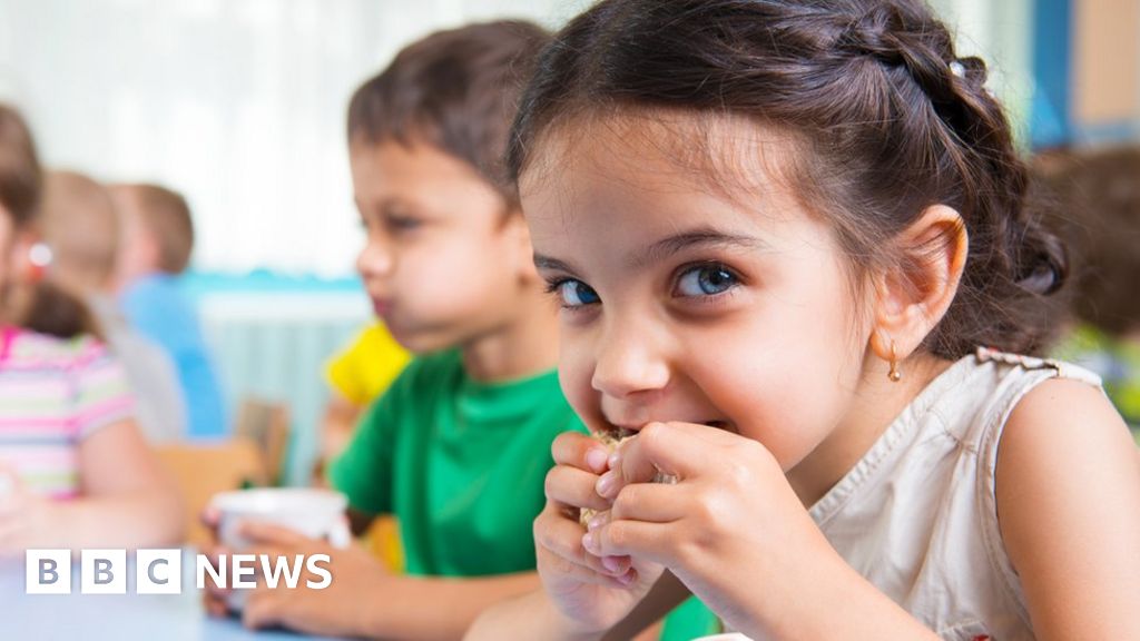 Parents being misled over kids' snacks, says child health expert