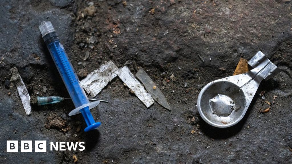 Middlesbrough drug users and dealers face clamp-down - BBC News