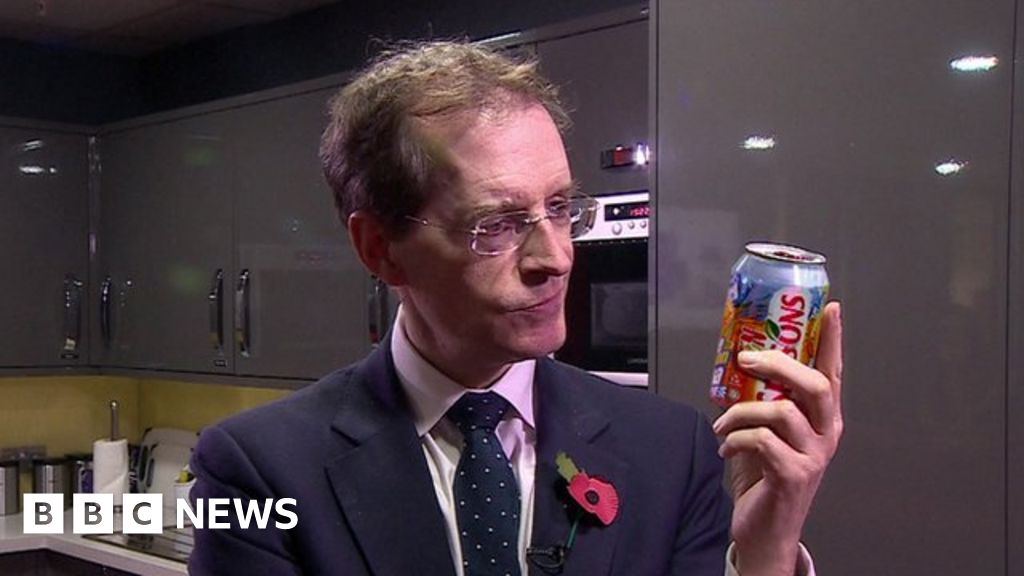 New technology can turn TV shows into sophisticated adverts - BBC News