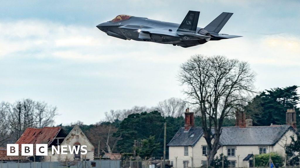 RAF Lakenheath: Plans progress to bring US nuclear weapons to Suffolk