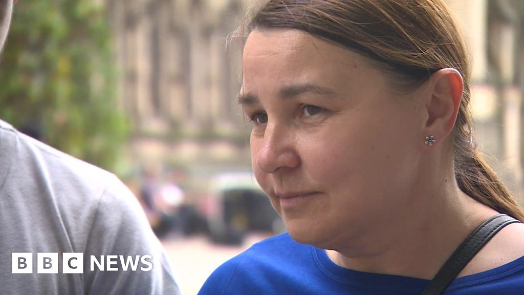 Manchester attack: Aunt remembers 'unique' Martyn Hett - BBC News