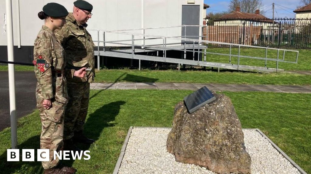 Memorial to Somerset Falklands War victim rededicated