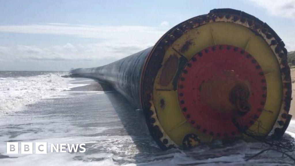 Norfolk giant pipes: All 12 recycled after being lost at sea - BBC News