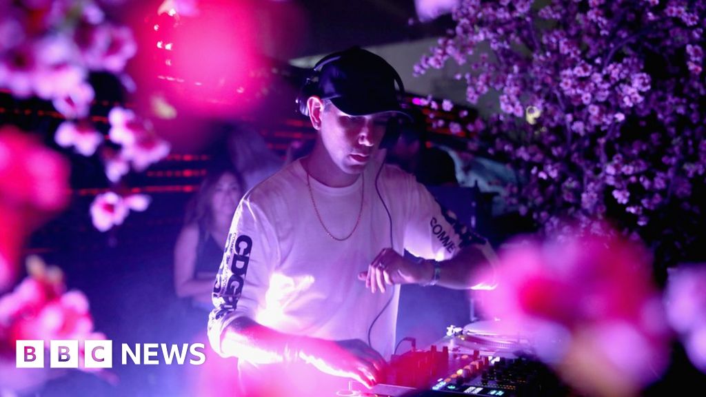 Tiga admits DJ set 'didn't kill it' - and everyone loves his honesty ...