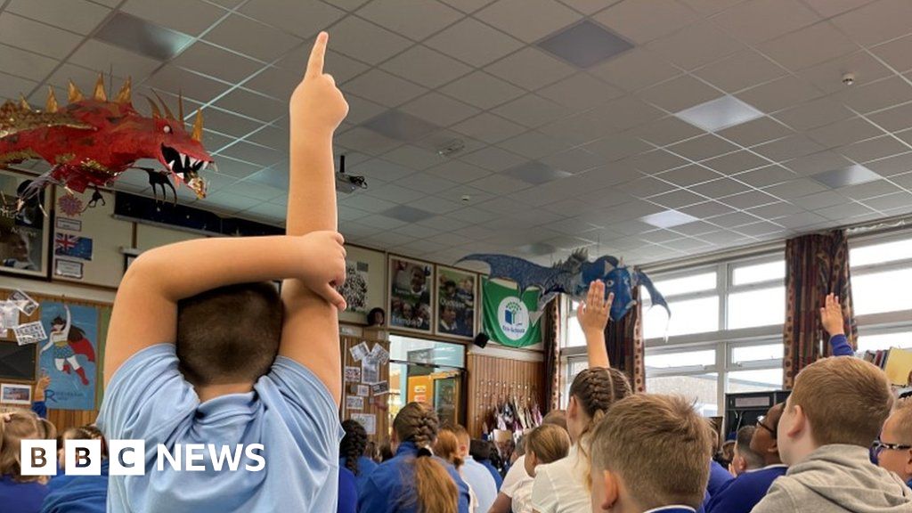 Back to school: Parents and pupils delighted at return - BBC News
