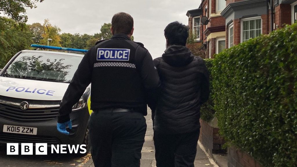 Drugs seized and 19 arrested in Darlington county lines raid - BBC News