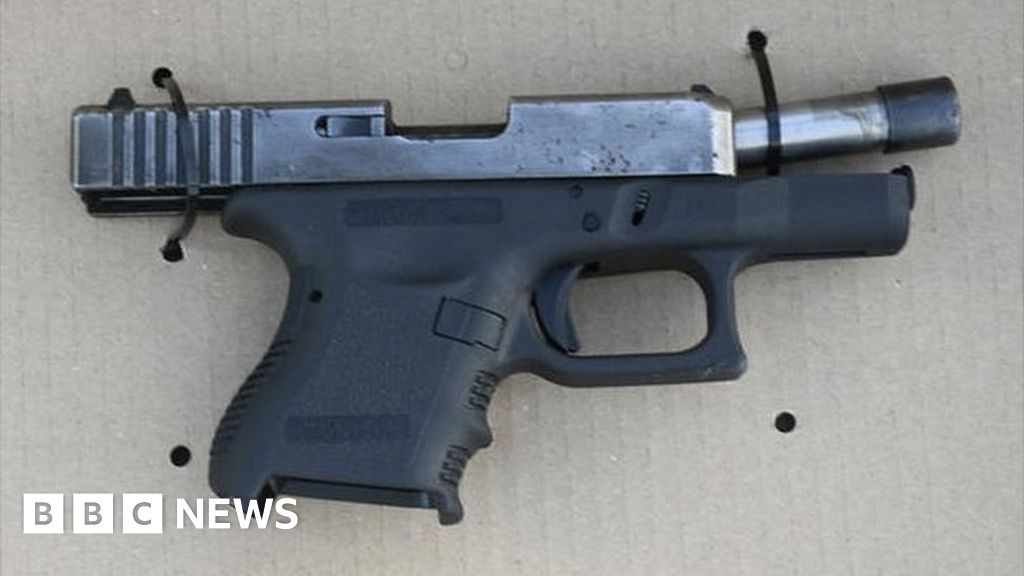 Liverpool cemetery cordoned off after gun found - BBC News