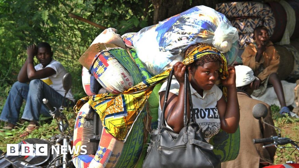 Viewpoint: Treat refugees as a development issue - BBC News