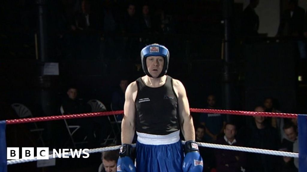 In the ring with the so-called white-collar boxers - BBC News
