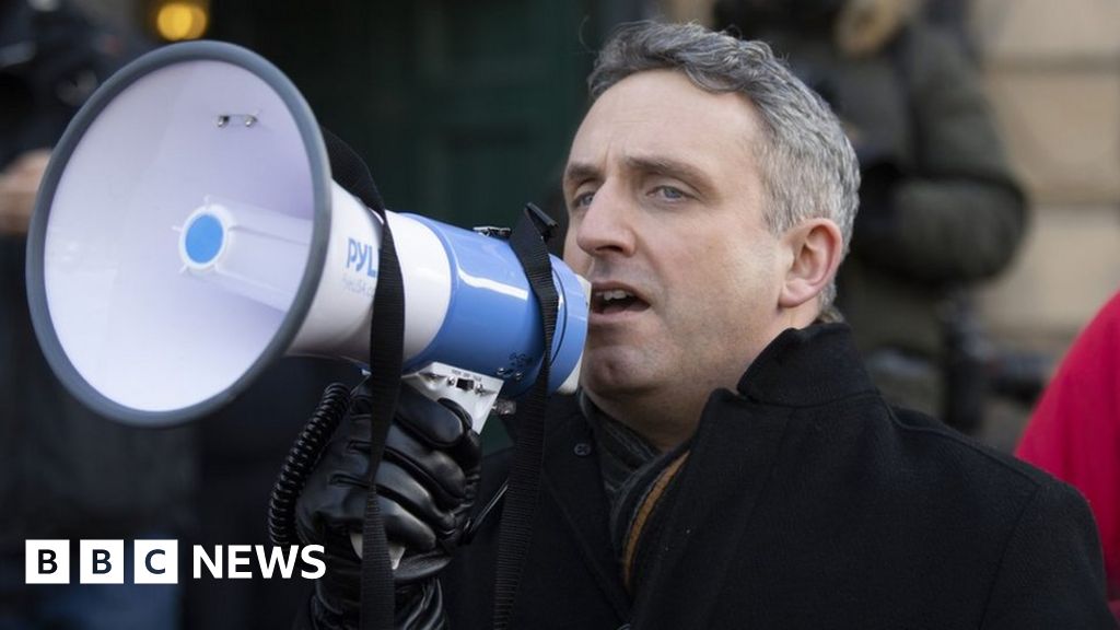 Scottish Lib Dems target 150 seats at next council election - BBC News