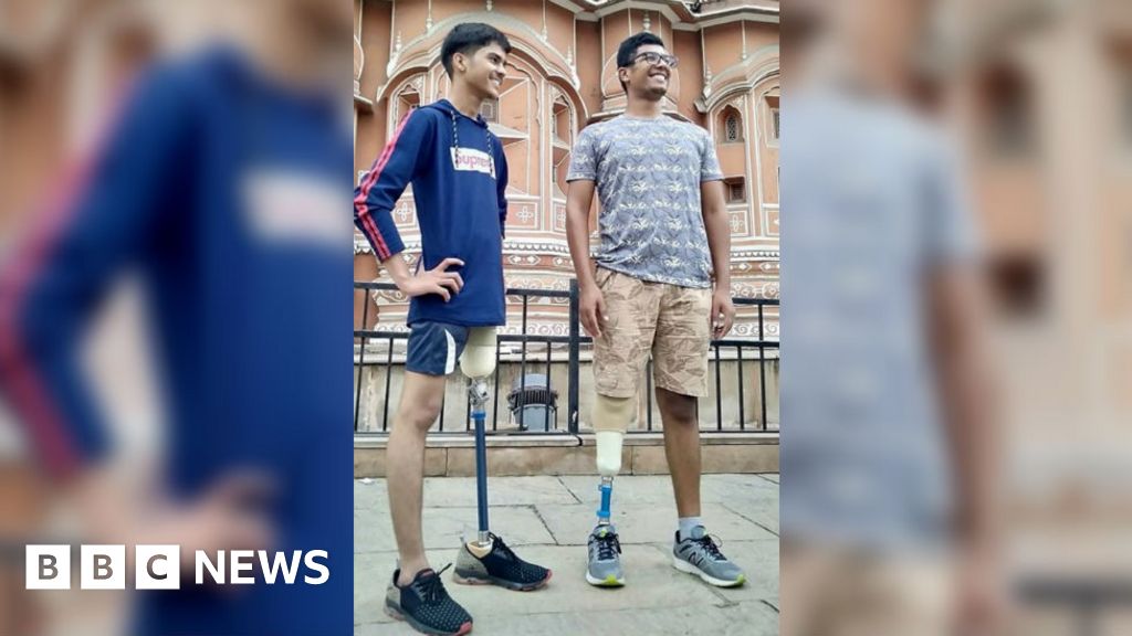 Plastic bottles turned into 'cheap' prosthetics - BBC News