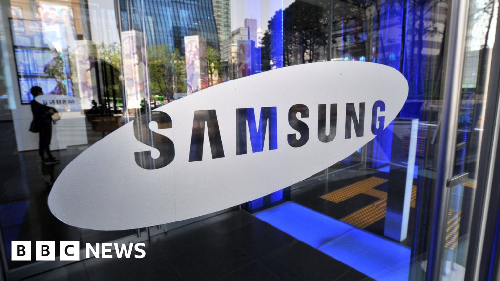 Shareholders approve controversial Samsung C&T merger - BBC News