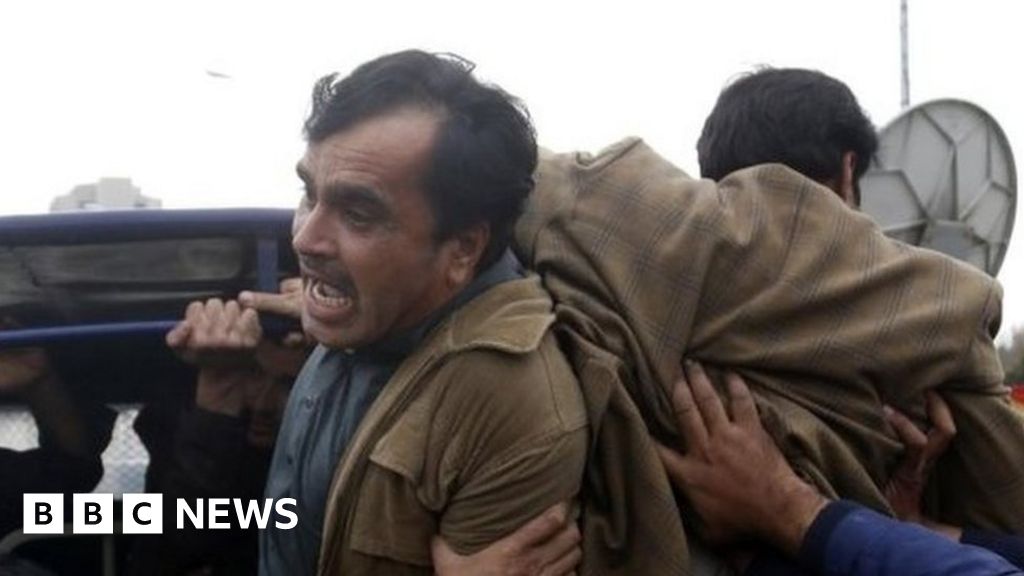 A protest Pakistan wants to hide from the world - BBC News