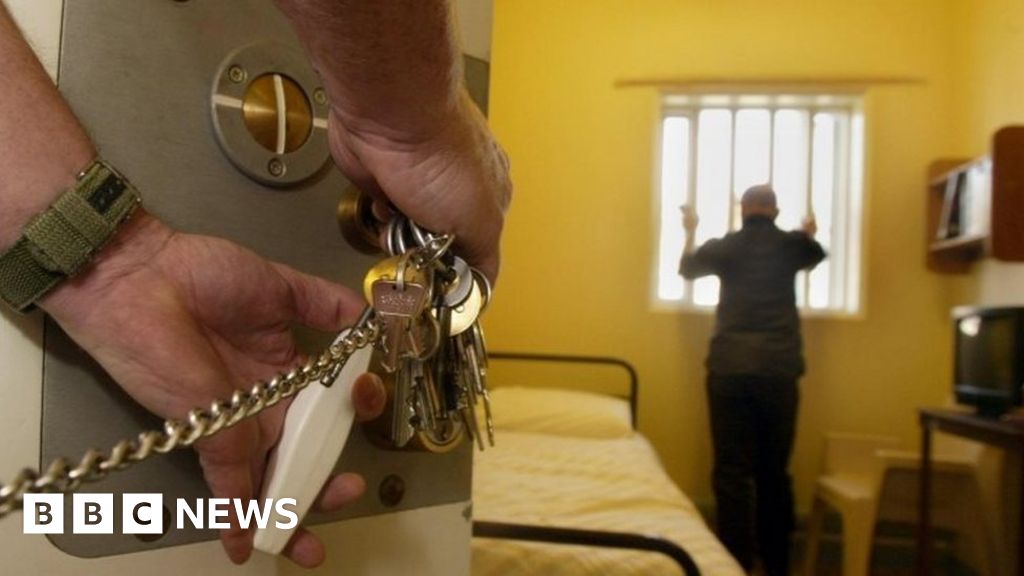 Release short-term inmates from 'bursting' jails, say governors