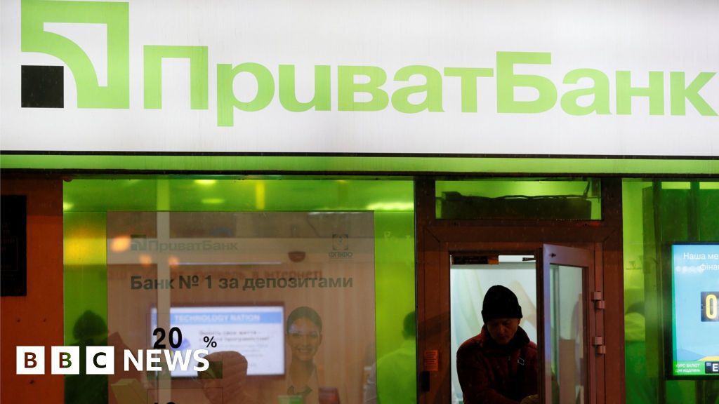 Ukraine's biggest lender PrivatBank nationalised - BBC News