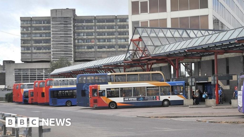 Theatre could be built on Swindon bus station site - BBC News