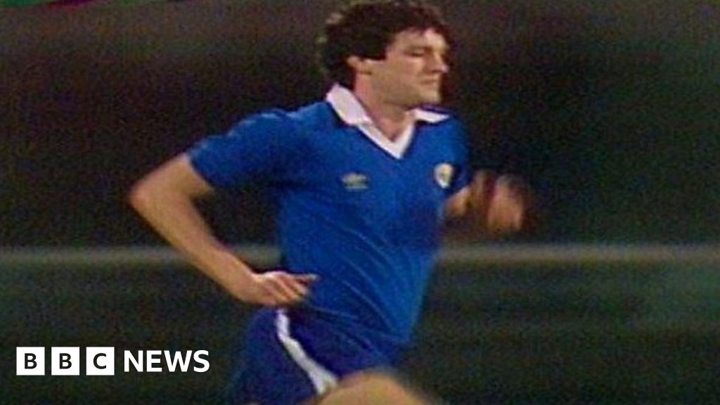 Cardiff City ex-player with dementia 'gave life to the club'