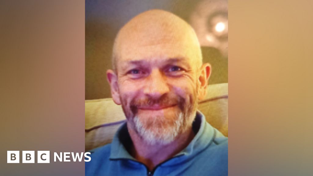 Missing Bridge of Allan man's family told of body find - BBC News