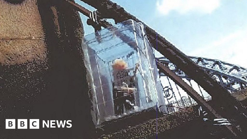 Newcastle High Level Bridge bomb alert caused by artwork