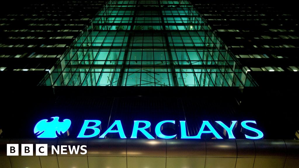 Two Barclays traders found not guilty in Libor retrial - BBC News